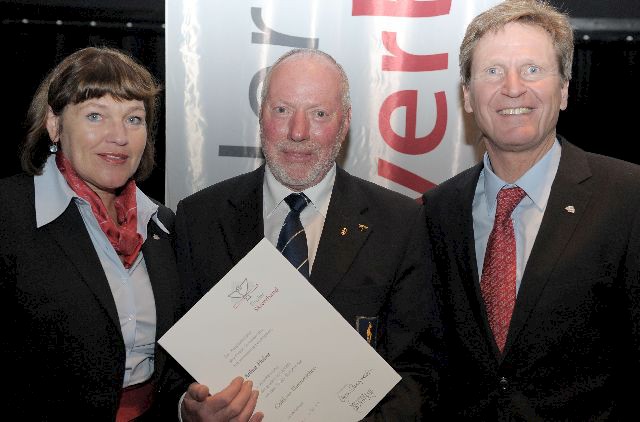 TSV Ehrenzeichen in Gold - KSC Aktuell